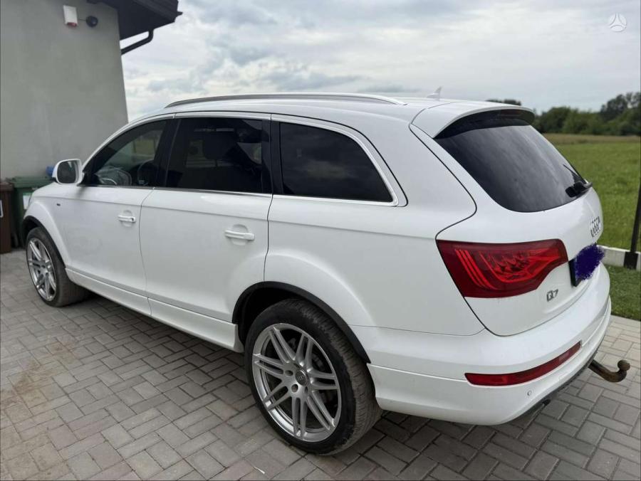 Balts Audi Q7 2009 Marijampole, ar dzinēja tilpumu 2.97 L un nobraukumu 317 tūkst. km par 8500 €, foto 4 vietnē AUTOMOTO.COM.LV