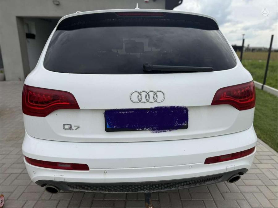 Balts Audi Q7 2009 Marijampole, ar dzinēja tilpumu 2.97 L un nobraukumu 317 tūkst. km par 8500 €, foto 5 vietnē AUTOMOTO.COM.LV