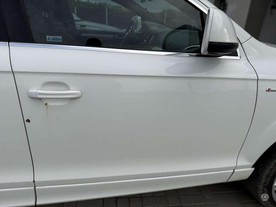 Balts Audi Q7 2009 Marijampole, ar dzinēja tilpumu 2.97 L un nobraukumu 317 tūkst. km par 8500 €, foto 6 vietnē AUTOMOTO.COM.LV