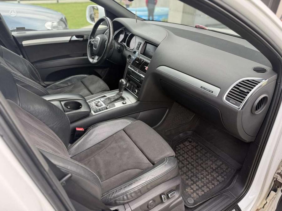 Balts Audi Q7 2009 Marijampole, ar dzinēja tilpumu 2.97 L un nobraukumu 317 tūkst. km par 8500 €, foto 9 vietnē AUTOMOTO.COM.LV