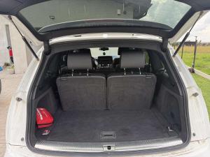 Balts Audi Q7 2009 Marijampole, ar dzinēja tilpumu 2.97 L un nobraukumu 317 tūkst. km par 8500 €, foto 15 vietnē AUTOMOTO.COM.LV