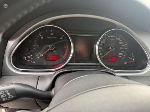 Balts Audi Q7 2009 Marijampole, ar dzinēja tilpumu 2.97 L un nobraukumu 317 tūkst. km par 8500 €, foto 16 vietnē AUTOMOTO.COM.LV