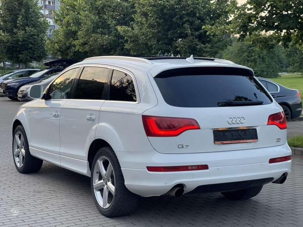 White Audi Q7 2009 in Vilnius, with an engine capacity of 2.97 L and mileage of 290 thousand km for 5500 €, photo 3 on AUTOMOTO.COM.LV