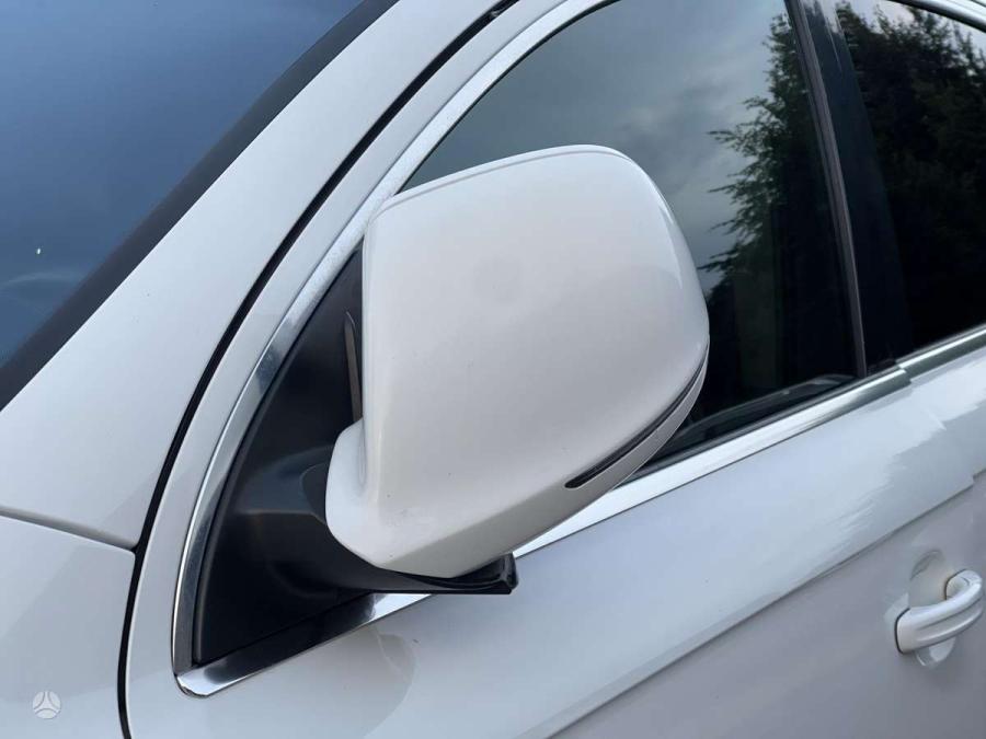 White Audi Q7 2009 in Vilnius, with an engine capacity of 2.97 L and mileage of 290 thousand km for 5500 €, photo 50 on AUTOMOTO.COM.LV