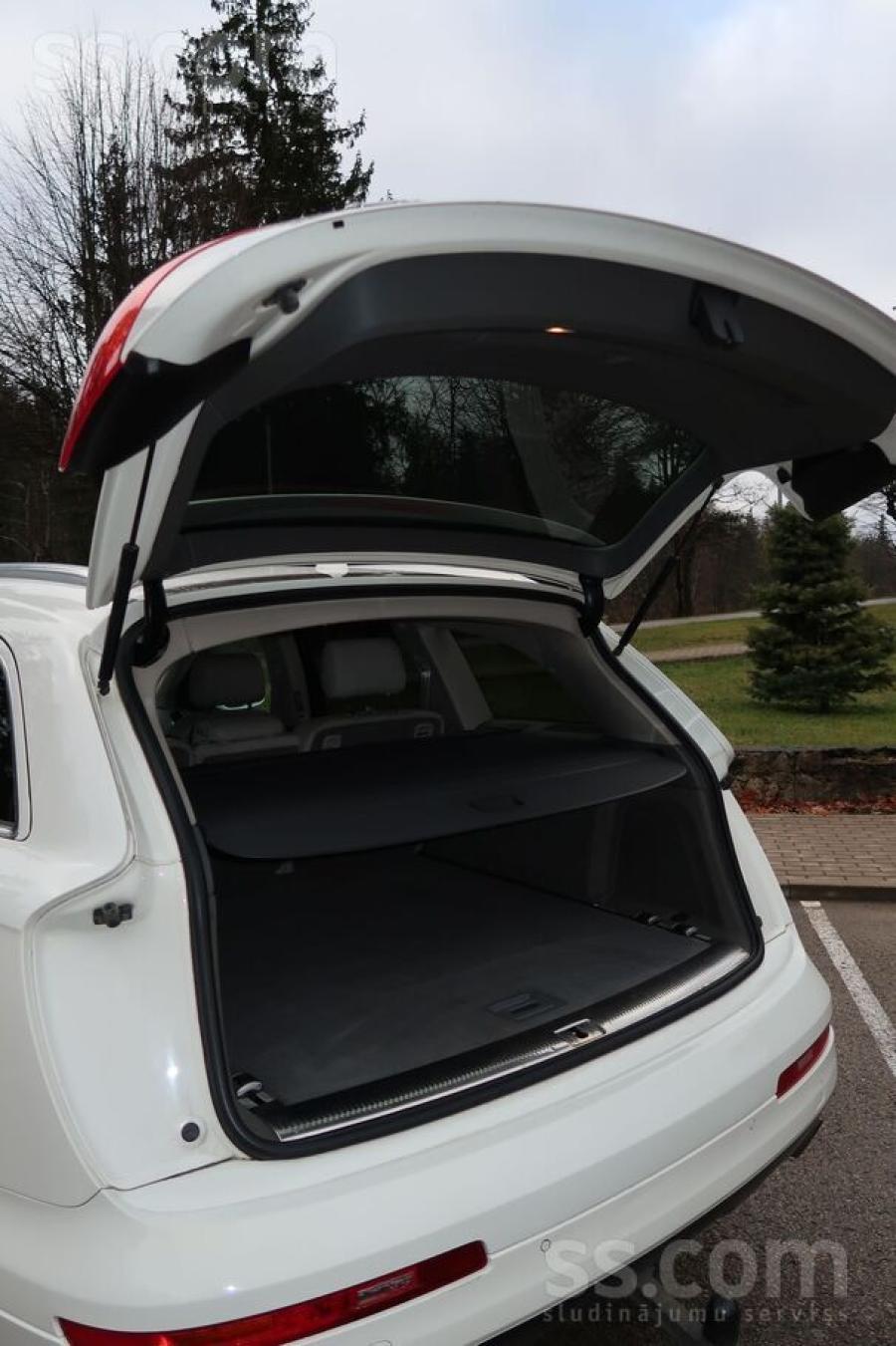 White Audi Q7 2009 in Ogre, with an engine capacity of 3.00 L and mileage of 355 thousand km for 8220 €, photo 13 on AUTOMOTO.COM.LV