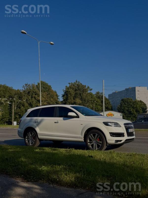 Balts Audi Q7 2009 Rīga, ar dzinēja tilpumu 3.00 L un nobraukumu 305 tūkst. km par 10500 €, foto 2 vietnē AUTOMOTO.COM.LV