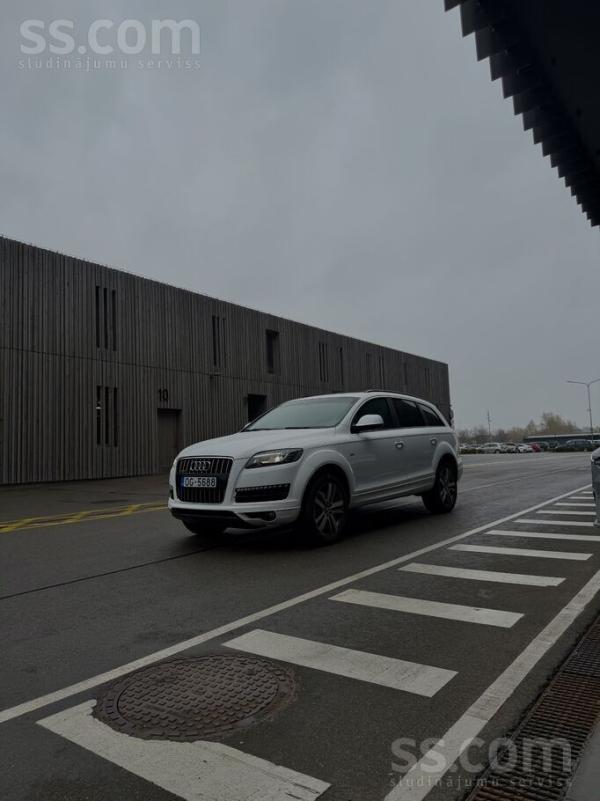 Balts Audi Q7 2009 Rīga, ar dzinēja tilpumu 3.00 L un nobraukumu 305 tūkst. km par 10500 €, foto 6 vietnē AUTOMOTO.COM.LV