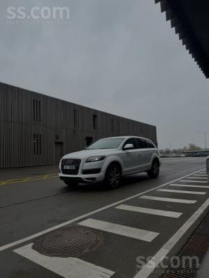 Balts Audi Q7 2009 Rīga, ar dzinēja tilpumu 3.00 L un nobraukumu 305 tūkst. km par 10500 €, foto 7 vietnē AUTOMOTO.COM.LV