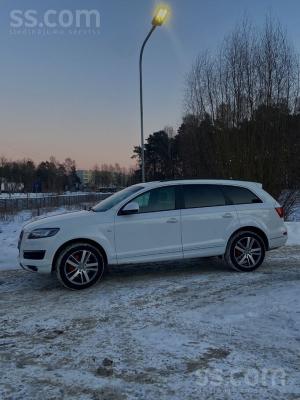 Balts Audi Q7 2009 Rīga, ar dzinēja tilpumu 3.00 L un nobraukumu 305 tūkst. km par 10500 €, foto 10 vietnē AUTOMOTO.COM.LV