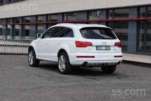 White Audi Q7 2010 in Riga, with an engine capacity of 3.00 L and mileage of 287 thousand km for 9580 €, photo 4 on AUTOMOTO.COM.LV
