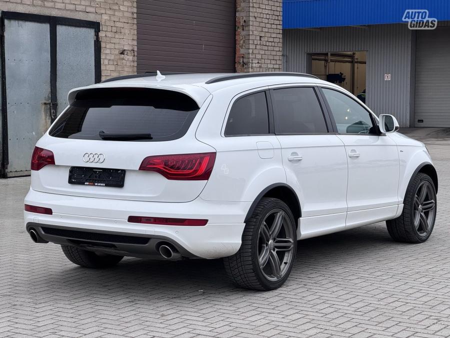 White Audi Q7 2010 in Kretinga, with an engine capacity of 3.00 L and mileage of 313 thousand km for 11500 €, photo 5 on AUTOMOTO.COM.LV
