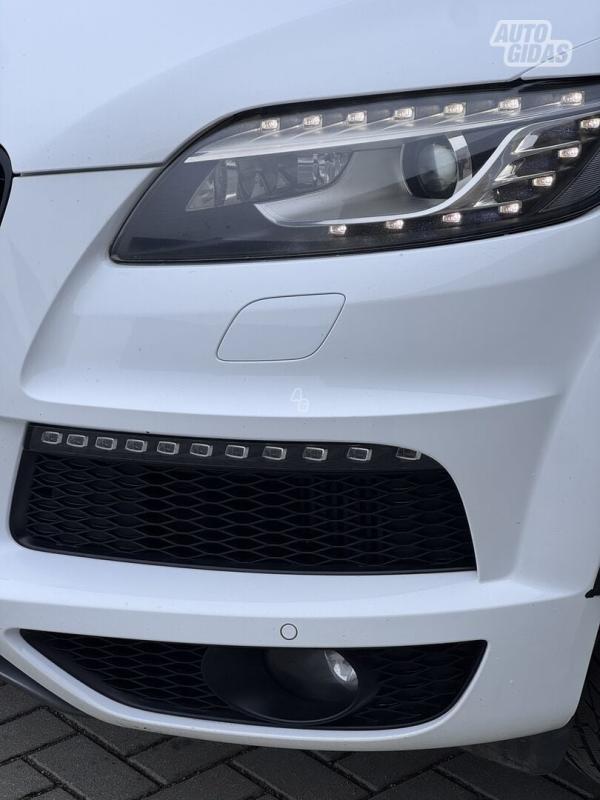 White Audi Q7 2010 in Kretinga, with an engine capacity of 3.00 L and mileage of 313 thousand km for 11500 €, photo 11 on AUTOMOTO.COM.LV