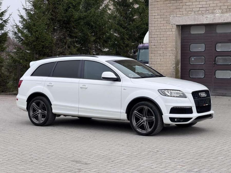 White Audi Q7 2010 in Kretinga, with an engine capacity of 2.97 L and mileage of 313 thousand km for 11500 €, photo 4 on AUTOMOTO.COM.LV