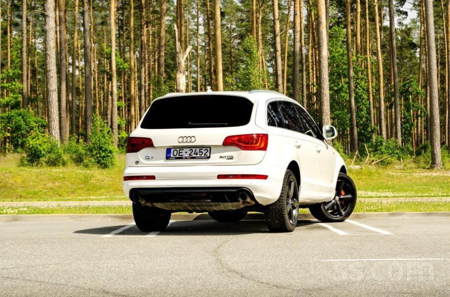 White Audi Q7 2010 in Riga, with an engine capacity of 3.00 L and mileage of 236 thousand km for 8990 €, photo 6 on AUTOMOTO.COM.LV