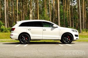 White Audi Q7 2010 in Riga, with an engine capacity of 3.00 L and mileage of 236 thousand km for 8990 €, photo 9 on AUTOMOTO.COM.LV