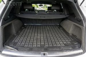 White Audi Q7 2010 in Riga, with an engine capacity of 3.00 L and mileage of 236 thousand km for 8990 €, photo 30 on AUTOMOTO.COM.LV