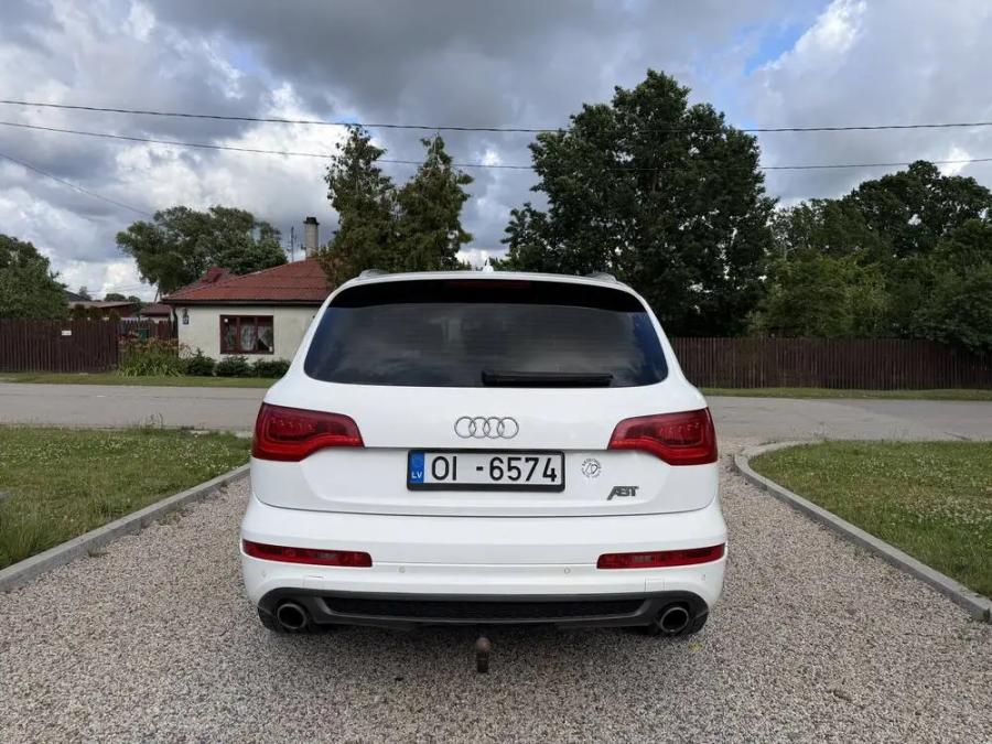 Balts Audi Q7 2010 Ventspils, ar dzinēja tilpumu 3.00 L un nobraukumu 299 tūkst. km par 10990 €, foto 6 vietnē AUTOMOTO.COM.LV