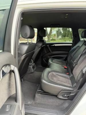 Balts Audi Q7 2010 Ventspils, ar dzinēja tilpumu 3.00 L un nobraukumu 299 tūkst. km par 10990 €, foto 18 vietnē AUTOMOTO.COM.LV