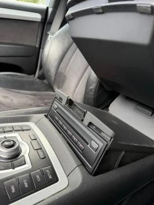 Balts Audi Q7 2010 Ventspils, ar dzinēja tilpumu 3.00 L un nobraukumu 299 tūkst. km par 10990 €, foto 27 vietnē AUTOMOTO.COM.LV