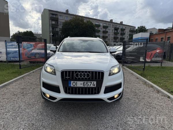 White Audi Q7 2010 in Ventspils, with an engine capacity of 3.00 L and mileage of 299 thousand km for 10990 €, photo 2 on AUTOMOTO.COM.LV