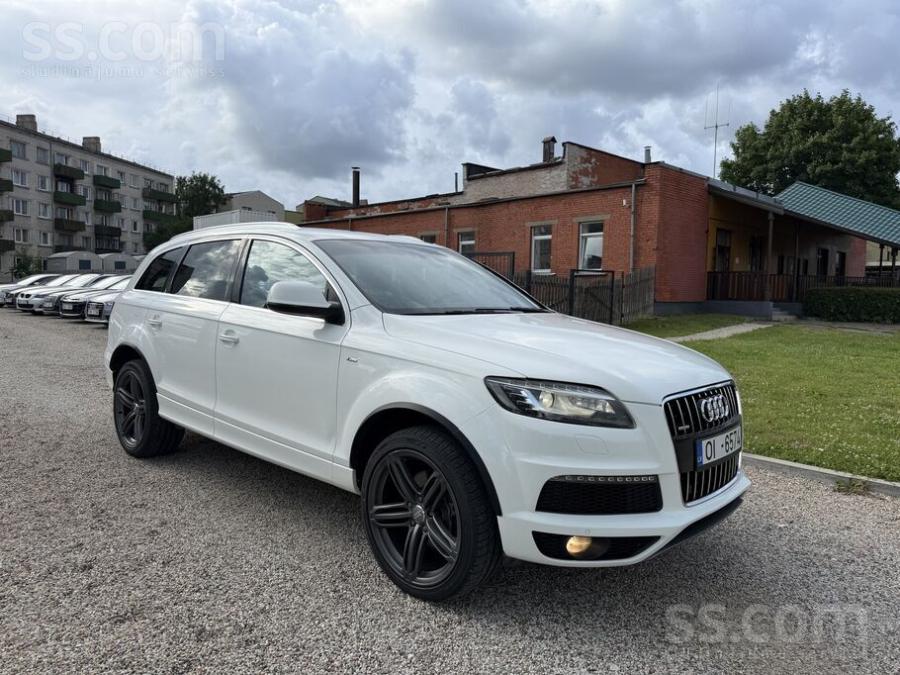 White Audi Q7 2010 in Ventspils, with an engine capacity of 3.00 L and mileage of 299 thousand km for 10990 €, photo 4 on AUTOMOTO.COM.LV