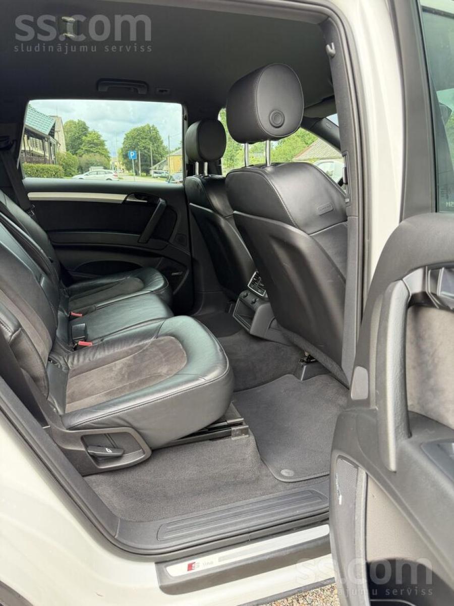 White Audi Q7 2010 in Ventspils, with an engine capacity of 3.00 L and mileage of 299 thousand km for 10990 €, photo 20 on AUTOMOTO.COM.LV