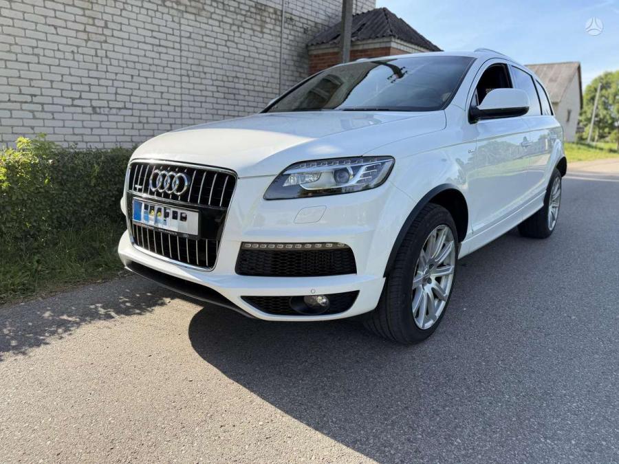 White Audi Q7 2010 in Druskininkai, with an engine capacity of 2.97 L and mileage of 526 thousand km for 8500 €, photo 10 on AUTOMOTO.COM.LV