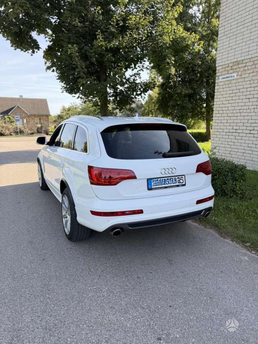 White Audi Q7 2010 in Druskininkai, with an engine capacity of 2.97 L and mileage of 526 thousand km for 8500 €, photo 11 on AUTOMOTO.COM.LV