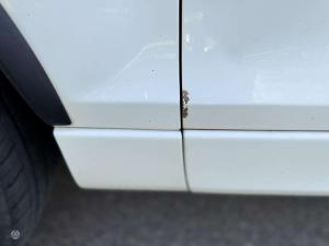 White Audi Q7 2010 in Druskininkai, with an engine capacity of 2.97 L and mileage of 526 thousand km for 8500 €, photo 20 on AUTOMOTO.COM.LV