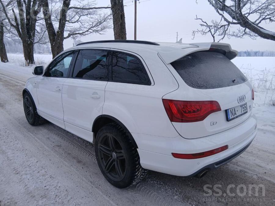 White Audi Q7 2011 in Valka, with an engine capacity of 3.00 L and mileage of 423 thousand km for 14000 €, photo 4 on AUTOMOTO.COM.LV