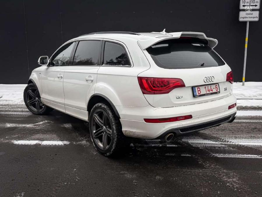Balts Audi Q7 2011 Jelgava, ar dzinēja tilpumu 2.97 L un nobraukumu 390 tūkst. km par 10700 €, foto 4 vietnē AUTOMOTO.COM.LV