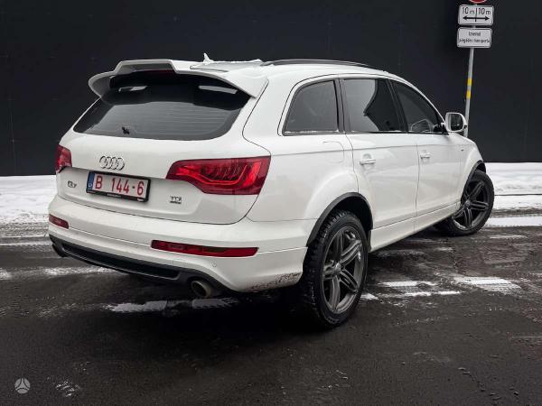 Balts Audi Q7 2011 Jelgava, ar dzinēja tilpumu 2.97 L un nobraukumu 390 tūkst. km par 10700 €, foto 6 vietnē AUTOMOTO.COM.LV