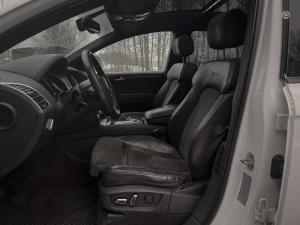 Balts Audi Q7 2011 Jelgava, ar dzinēja tilpumu 2.97 L un nobraukumu 390 tūkst. km par 10700 €, foto 7 vietnē AUTOMOTO.COM.LV