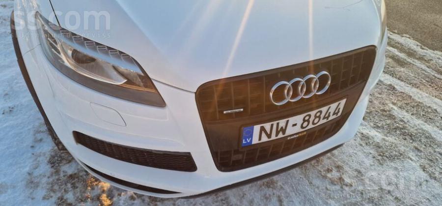 Balts Audi Q7 2011 Ogre, ar dzinēja tilpumu 4.20 L un nobraukumu 202 tūkst. km par 12350 €, foto 4 vietnē AUTOMOTO.COM.LV