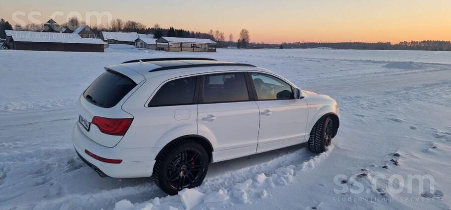 Balts Audi Q7 2011 Ogre, ar dzinēja tilpumu 4.20 L un nobraukumu 202 tūkst. km par 12350 €, foto 10 vietnē AUTOMOTO.COM.LV