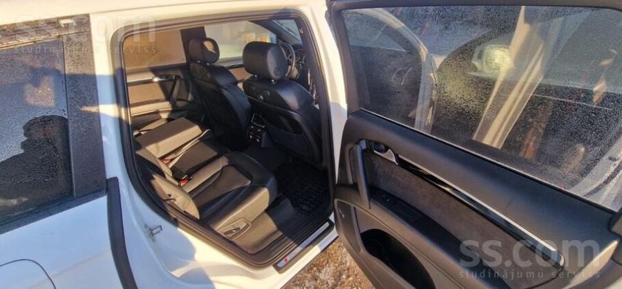 Balts Audi Q7 2011 Ogre, ar dzinēja tilpumu 4.20 L un nobraukumu 202 tūkst. km par 12350 €, foto 11 vietnē AUTOMOTO.COM.LV