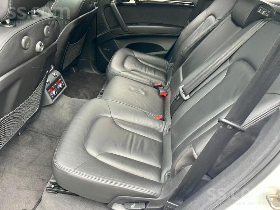 Balts Audi Q7 2011 Ogre, ar dzinēja tilpumu 4.20 L un nobraukumu 202 tūkst. km par 12350 €, foto 14 vietnē AUTOMOTO.COM.LV