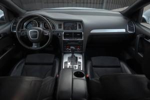 White Audi Q7 2011 in Jelgava, with an engine capacity of 3.00 L and mileage of 287 thousand km for 10900 €, photo 14 on AUTOMOTO.COM.LV