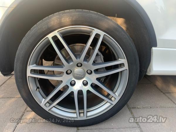 Balts Audi Q7 2011 Tallina, ar dzinēja tilpumu 3.00 L un nobraukumu 220 tūkst. km par 13000 €, foto 5 vietnē AUTOMOTO.COM.LV