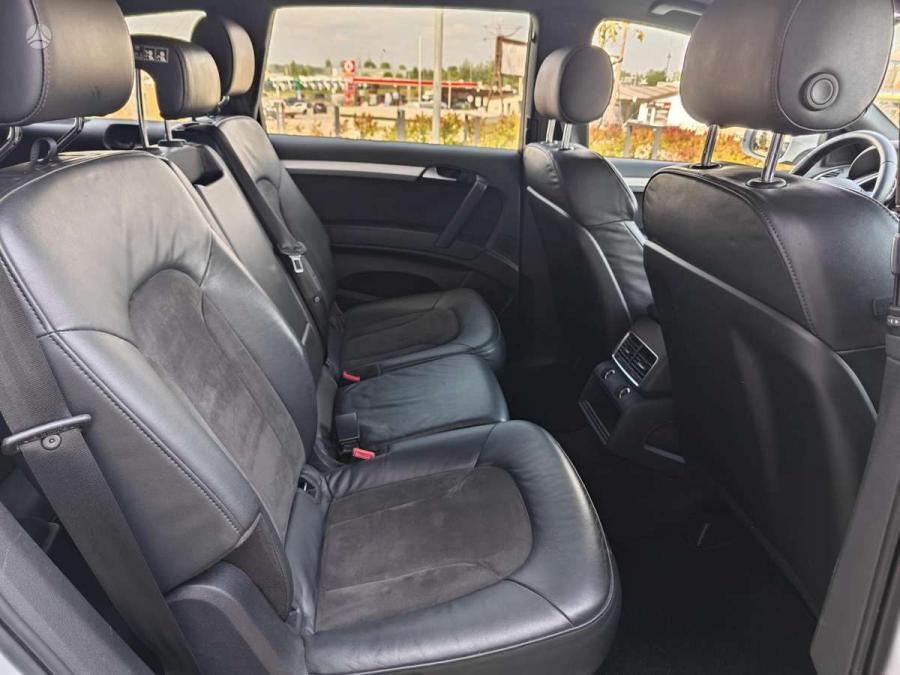 White Audi Q7 2011 in Vilnius, with an engine capacity of 2.97 L and mileage of 274 thousand km for 10600 €, photo 20 on AUTOMOTO.COM.LV