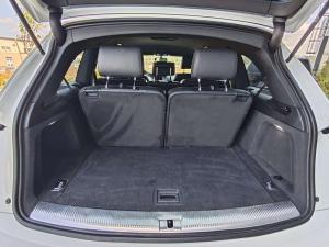 White Audi Q7 2011 in Vilnius, with an engine capacity of 2.97 L and mileage of 274 thousand km for 10600 €, photo 24 on AUTOMOTO.COM.LV