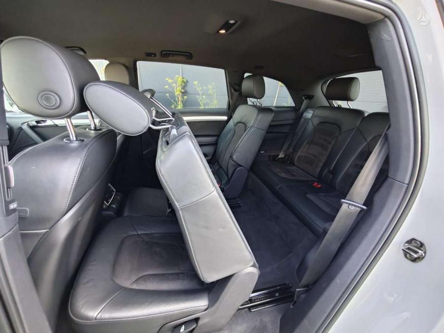 White Audi Q7 2011 in Vilnius, with an engine capacity of 2.97 L and mileage of 274 thousand km for 10600 €, photo 26 on AUTOMOTO.COM.LV