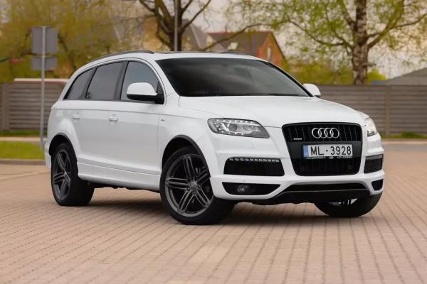 Balts Audi Q7 2011 Jelgava, ar dzinēja tilpumu 3.00 L un nobraukumu 279 tūkst. km par 6000 €, foto 2 vietnē AUTOMOTO.COM.LV