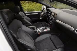 White Audi Q7 2011 in Jelgava, with an engine capacity of 3.00 L and mileage of 279 thousand km for 6000 €, photo 11 on AUTOMOTO.COM.LV