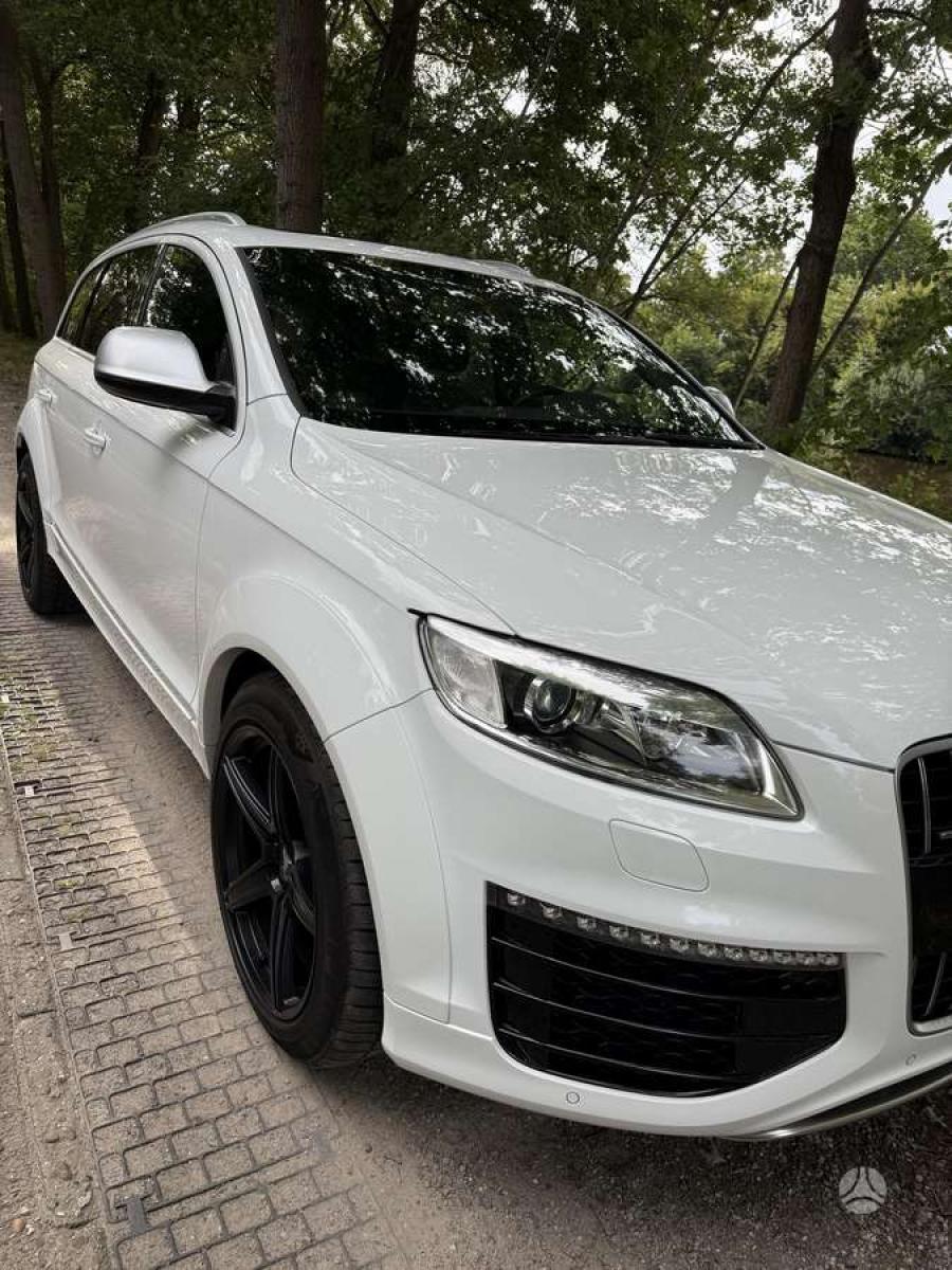 White Audi Q7 2011 in Panevezys, with an engine capacity of 5.93 L and mileage of 274 thousand km for 18500 €, photo 6 on AUTOMOTO.COM.LV