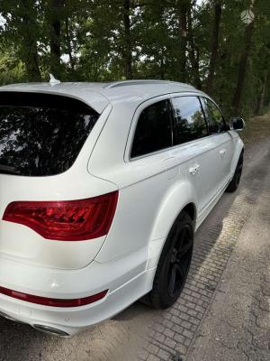 White Audi Q7 2011 in Panevezys, with an engine capacity of 5.93 L and mileage of 274 thousand km for 18500 €, photo 7 on AUTOMOTO.COM.LV