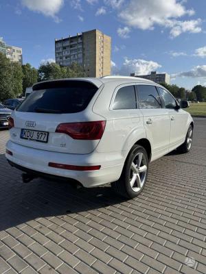 Balts Audi Q7 2011 Kauņa, ar dzinēja tilpumu 2.97 L un nobraukumu 290 tūkst. km par 9800 €, foto  vietnē AUTOMOTO.COM.LV