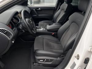 Balts Audi Q7 2011 Jūrmala, ar dzinēja tilpumu 3.00 L un nobraukumu 315 tūkst. km par 12950 €, foto 4 vietnē AUTOMOTO.COM.LV