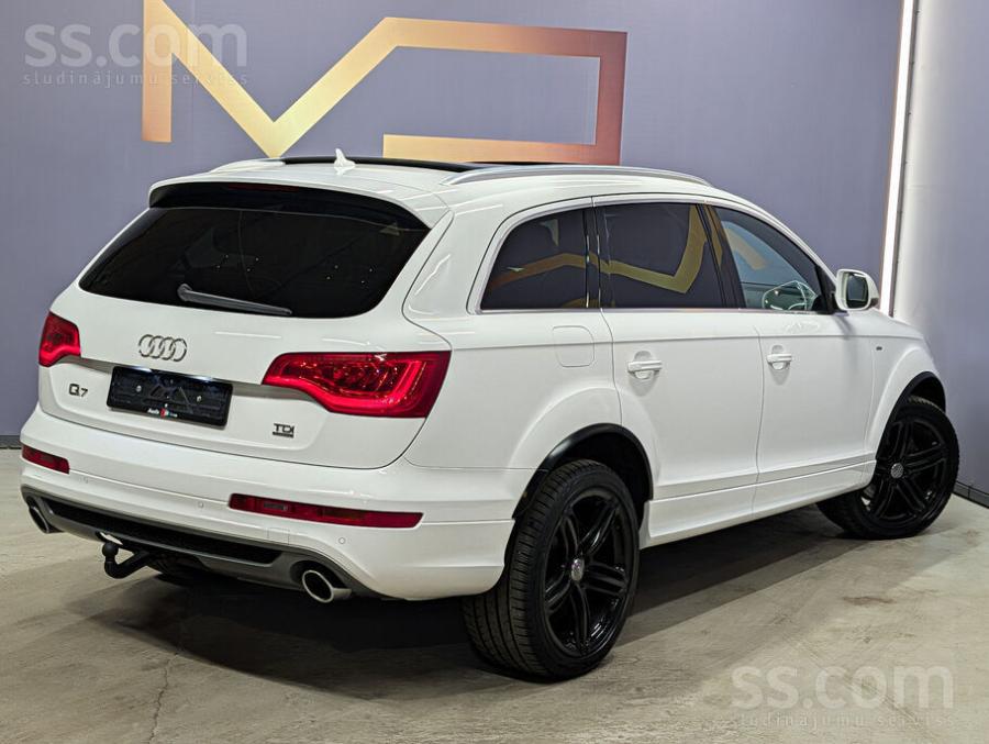 White Audi Q7 2011 in Jurmala, with an engine capacity of 3.00 L and mileage of 315 thousand km for 14950 €, photo 5 on AUTOMOTO.COM.LV