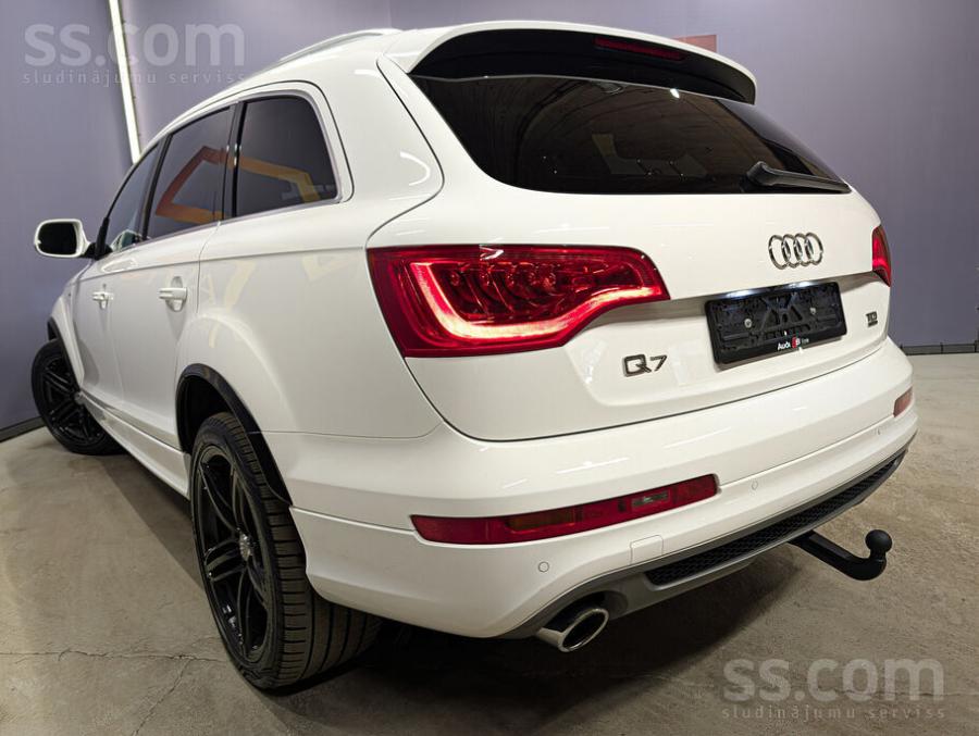 White Audi Q7 2011 in Jurmala, with an engine capacity of 3.00 L and mileage of 315 thousand km for 14950 €, photo 7 on AUTOMOTO.COM.LV